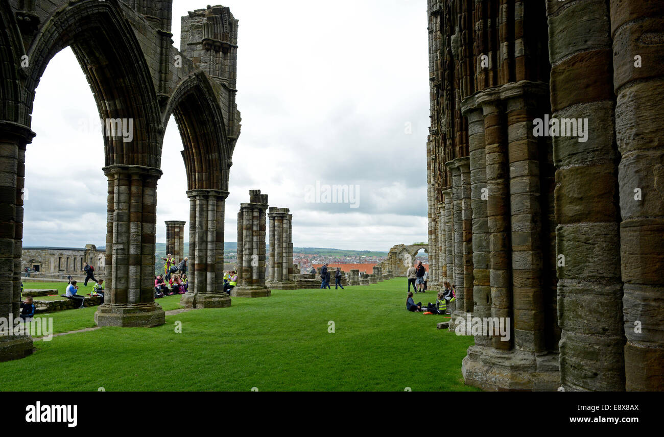 Whitby school hi-res stock photography and images - Alamy