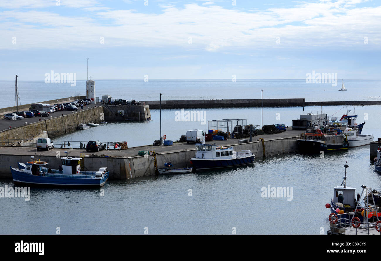 Seahouses hi-res stock photography and images - Alamy