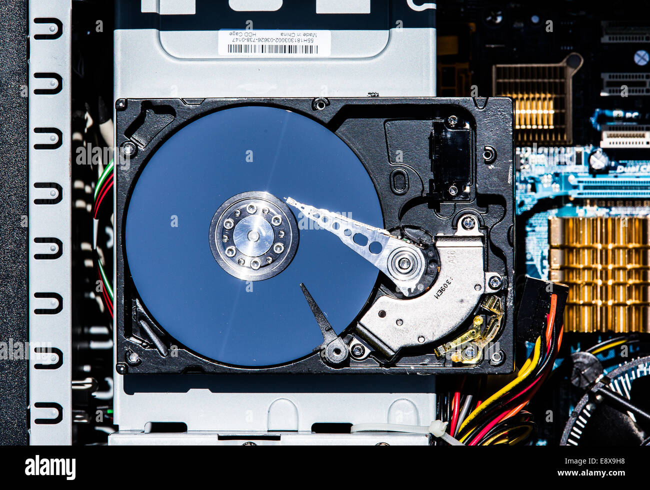 Insides computer hard disk hi-res stock photography and images - Alamy