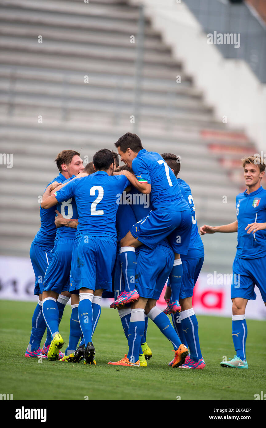 Reggio Emilia, Italy. 14th Oct, 2014. Italy team group (ITA) Football ...