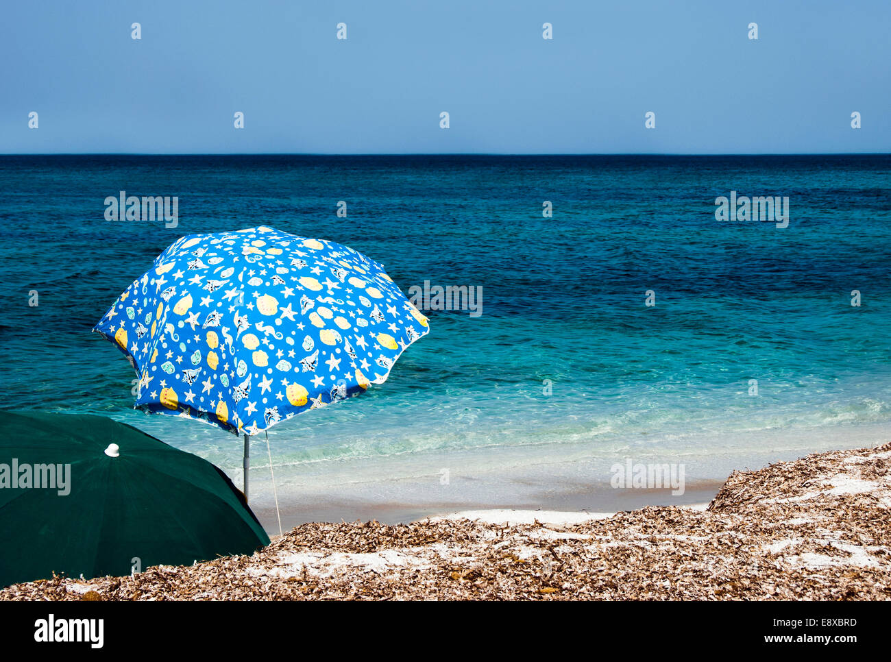 Waterside umbrellas hi-res stock photography and images - Alamy