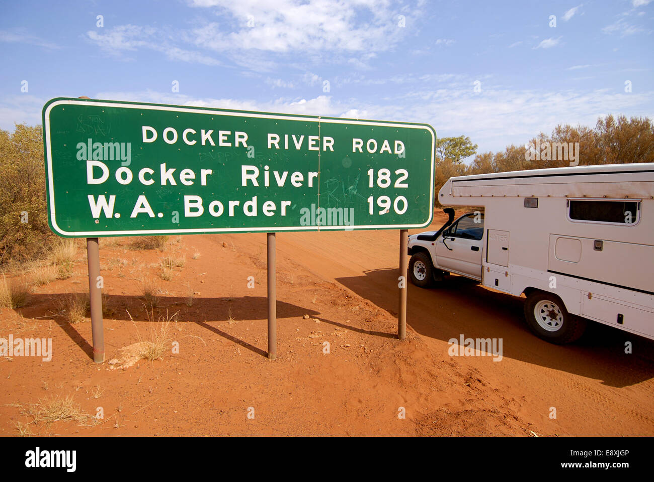 Uluru ayers rock sign hi-res stock photography and images - Alamy