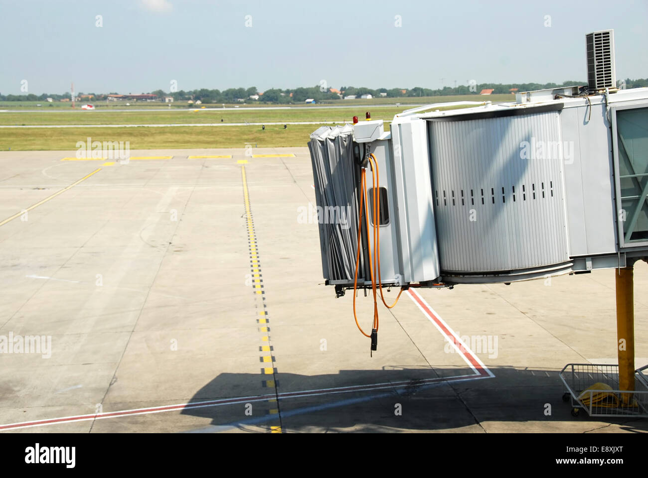 International jetway hi-res stock photography and images - Alamy