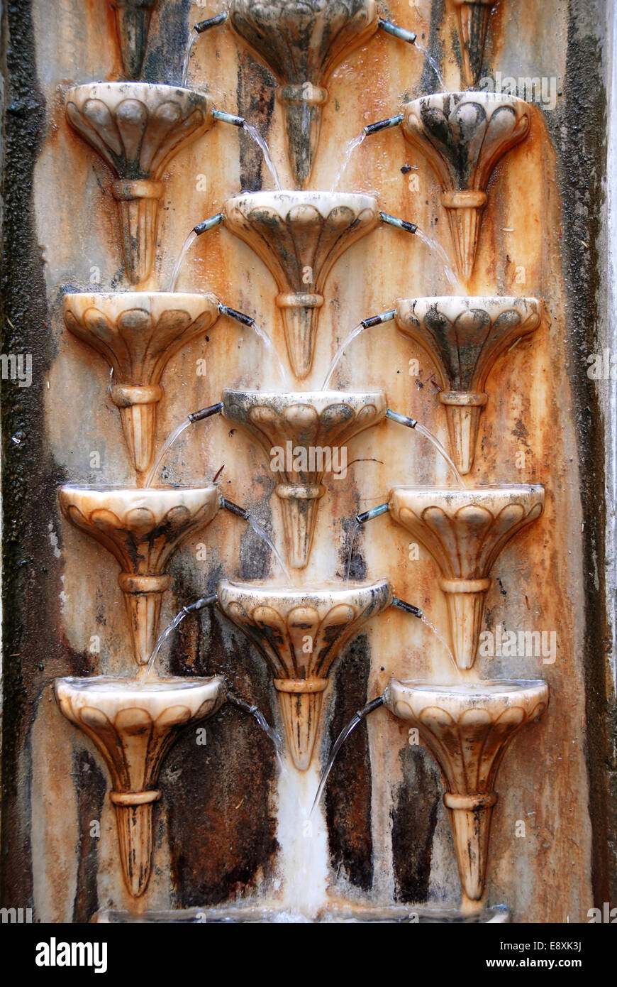 Fountain of tears hi-res stock photography and images - Alamy