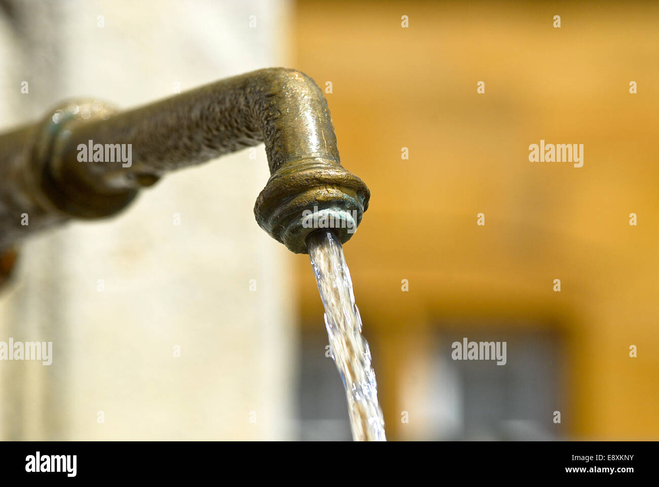 Symbol tap hi-res stock photography and images - Alamy