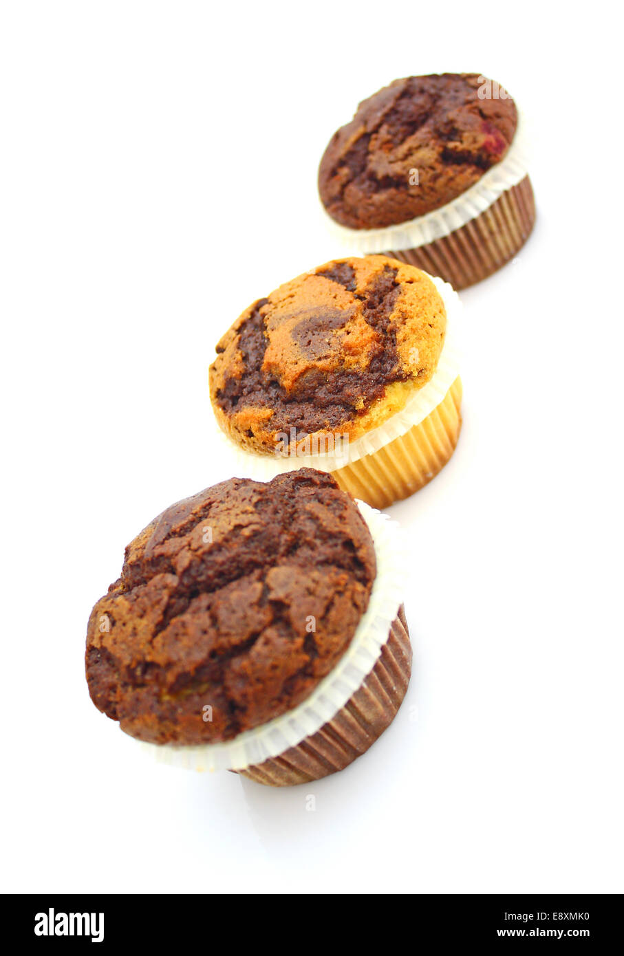 Muffins isoliert hi-res stock photography and images - Alamy