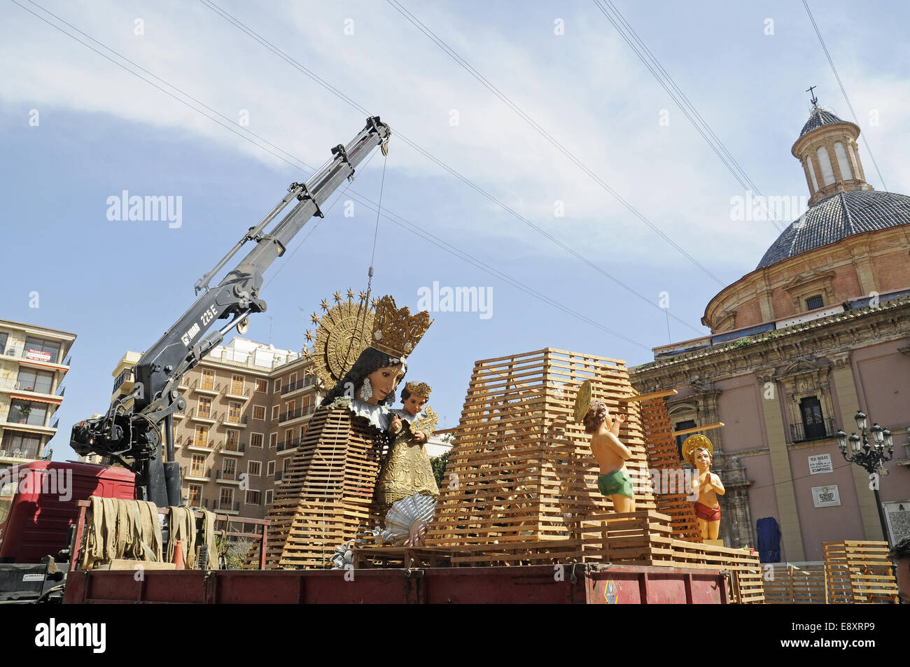 Fallas festival figures hi-res stock photography and images - Alamy