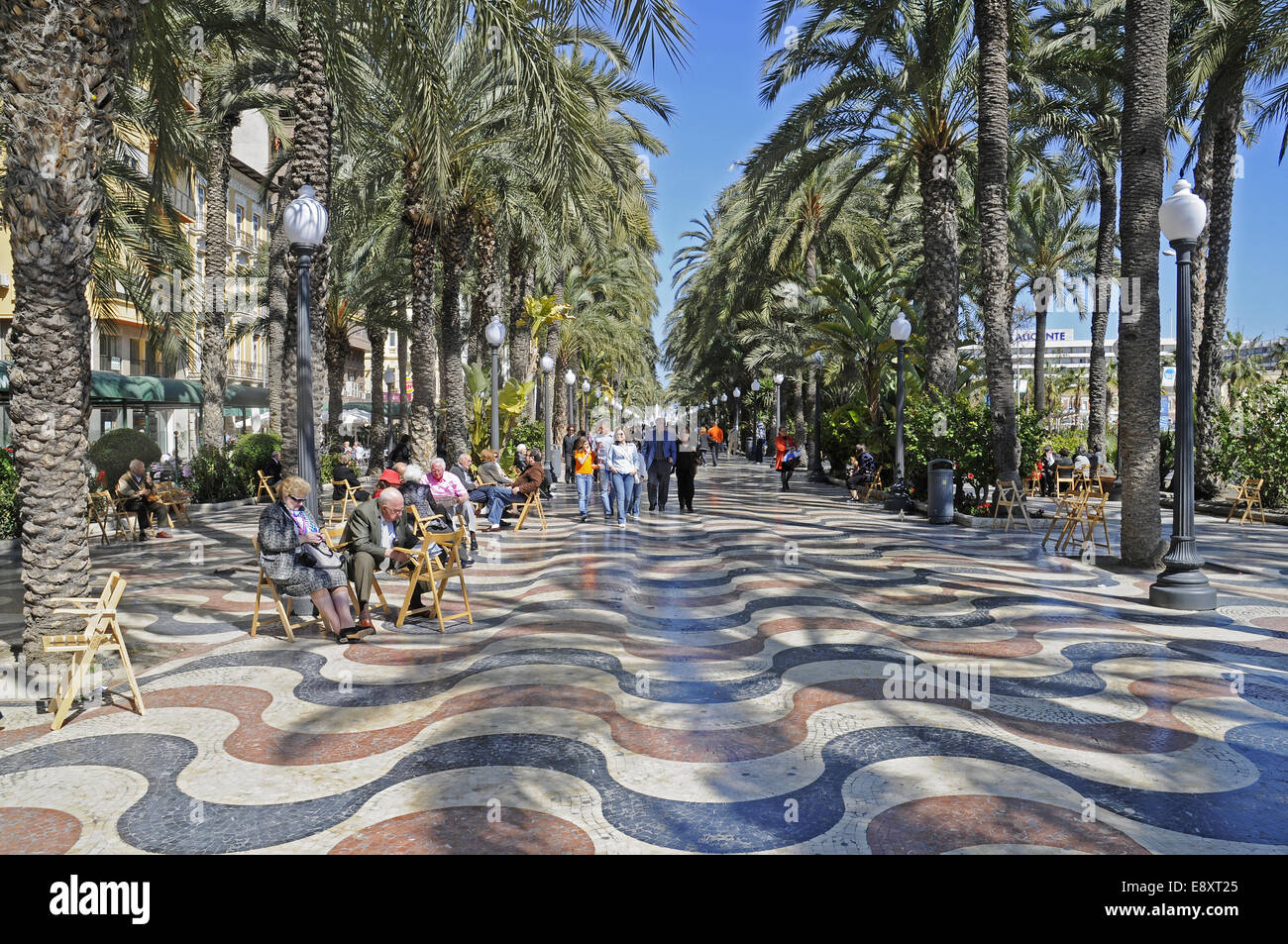 Explanada de españa hi-res stock photography and images - Alamy