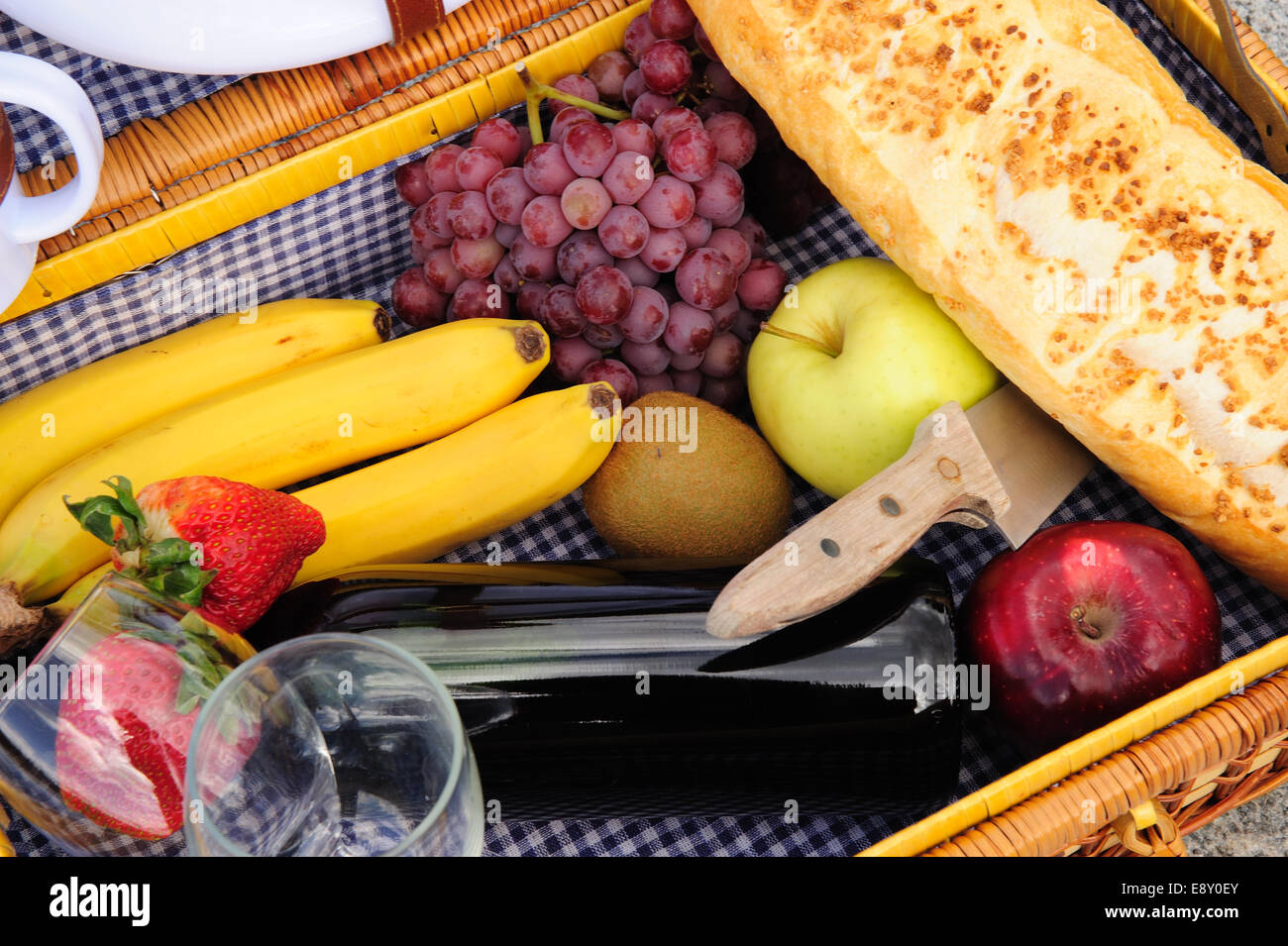Inside A Picnic Basket Stock Photo - Alamy