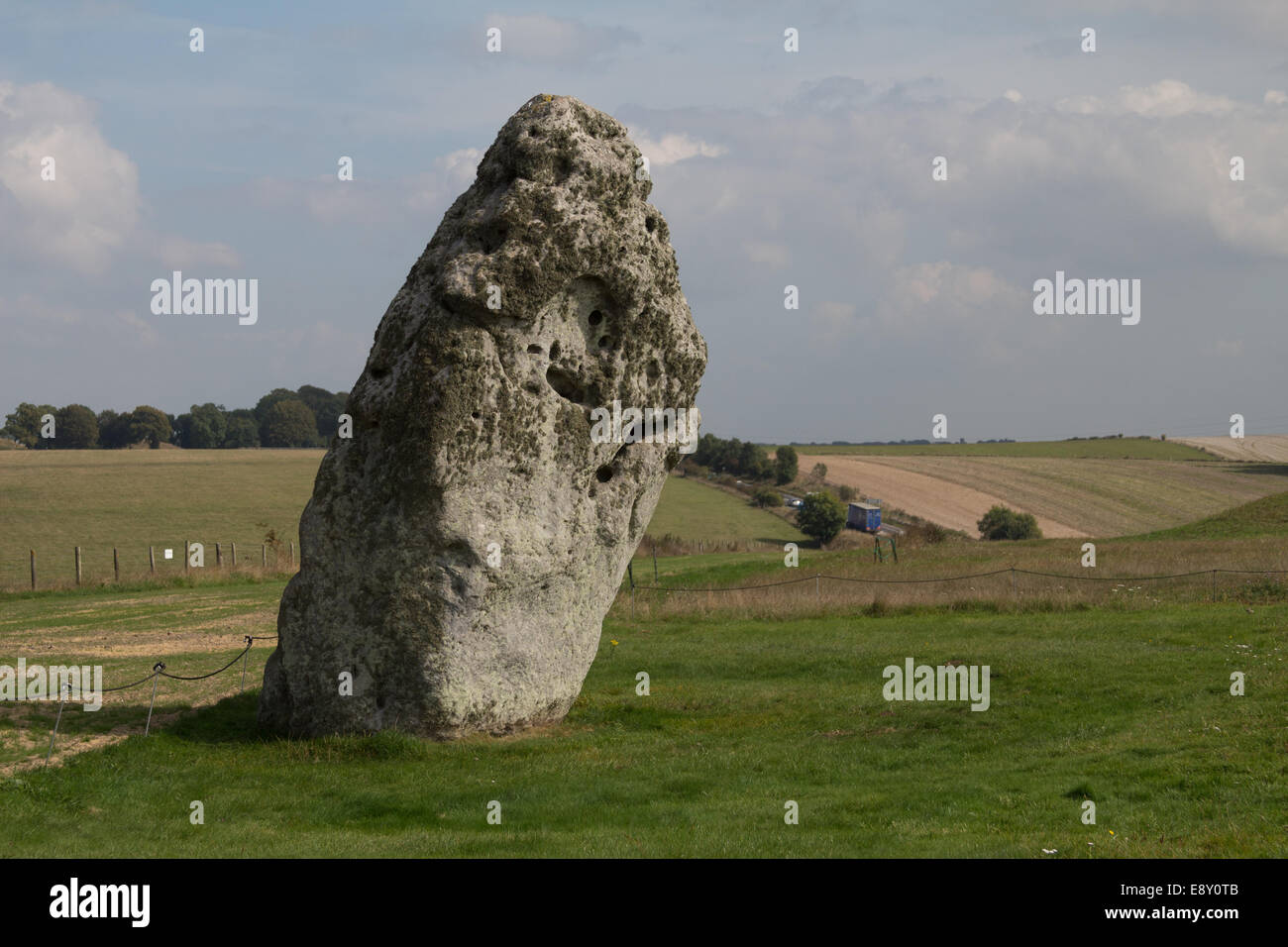 Heel stone stonehenge hi-res stock photography and images - Alamy