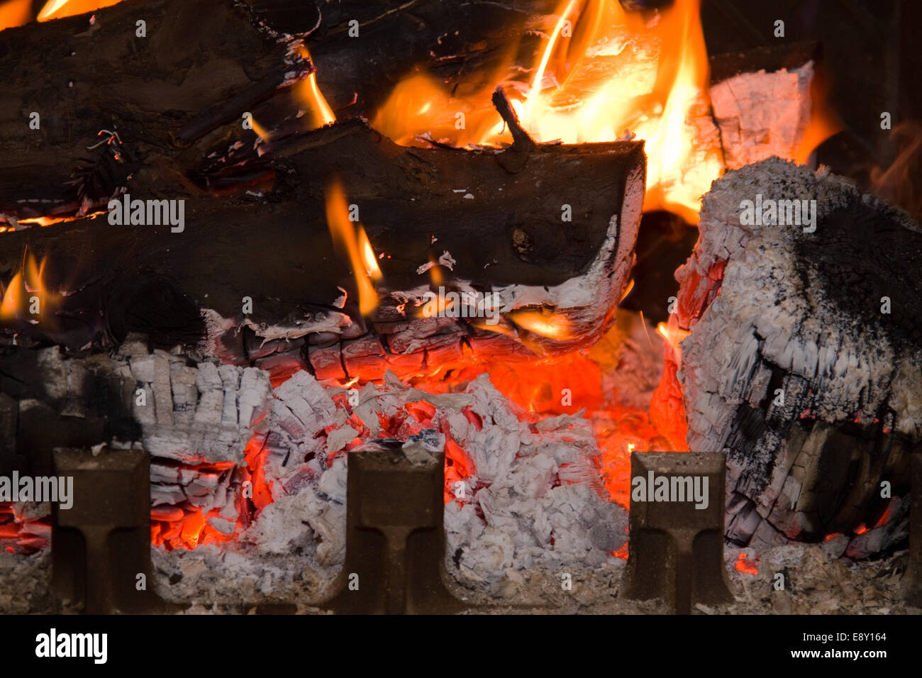 House chimney fire hi-res stock photography and images - Alamy