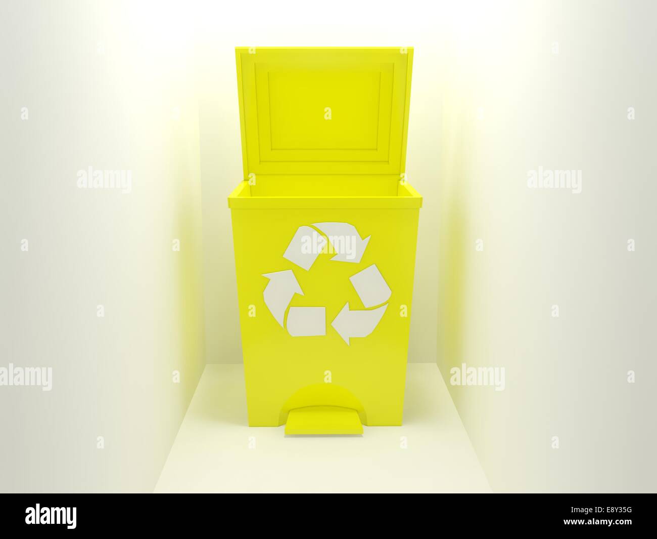 Yellow recycle box hi-res stock photography and images - Alamy