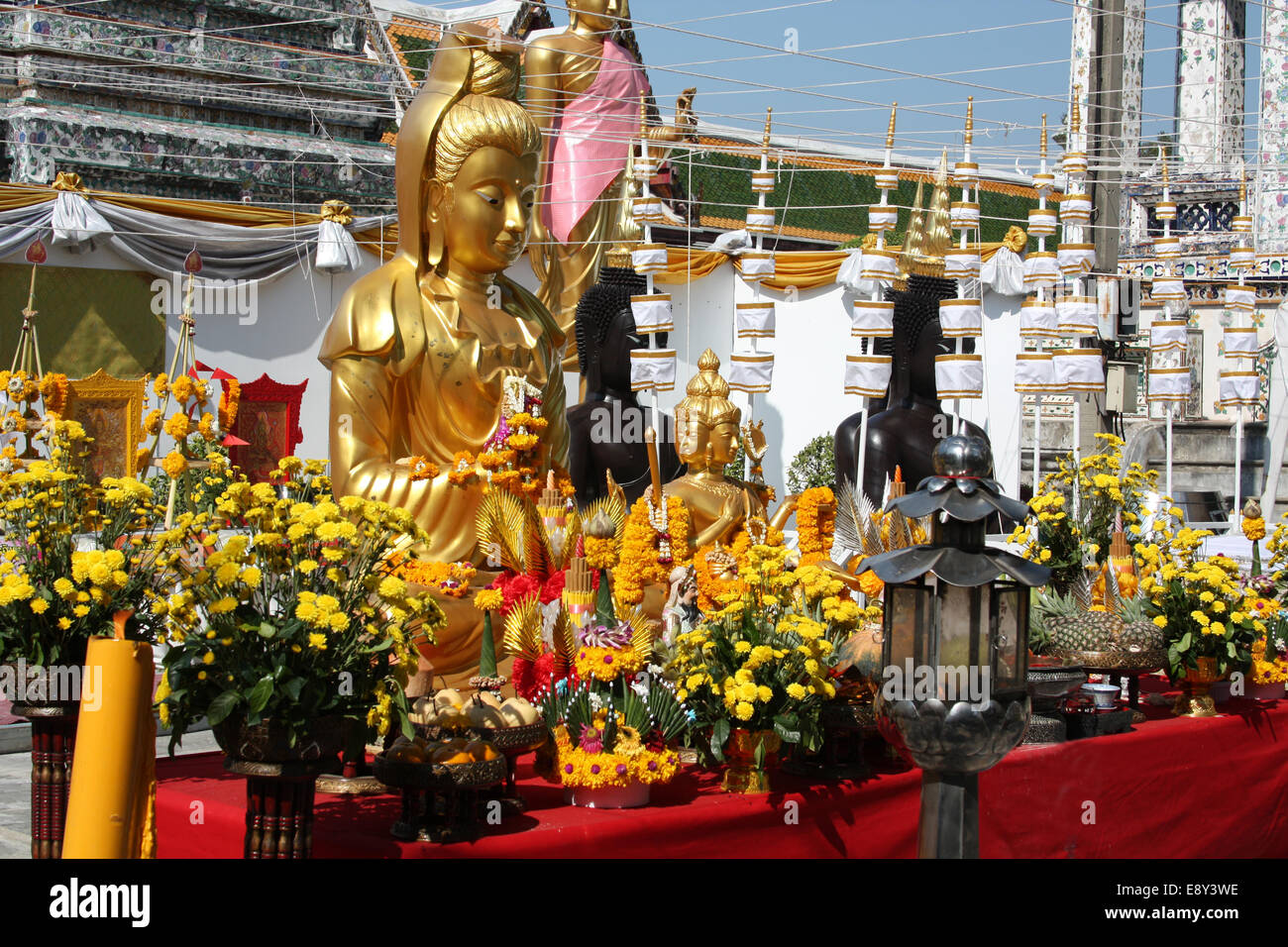 Buddhist shrine with Buddha statues Stock Photo - Alamy