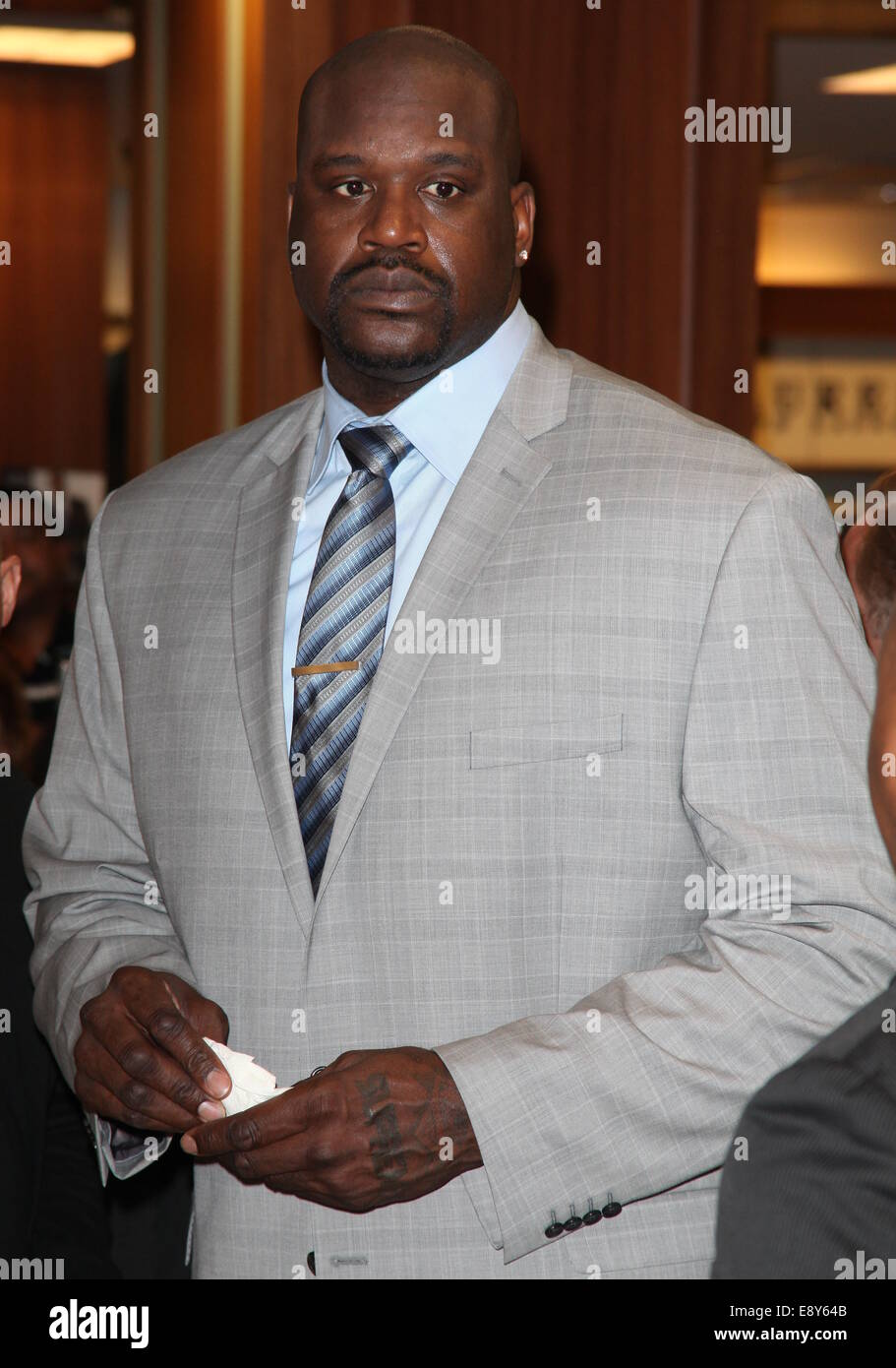 Shaquille O'Neal launches his menswear collection exclusively at Macy's ...