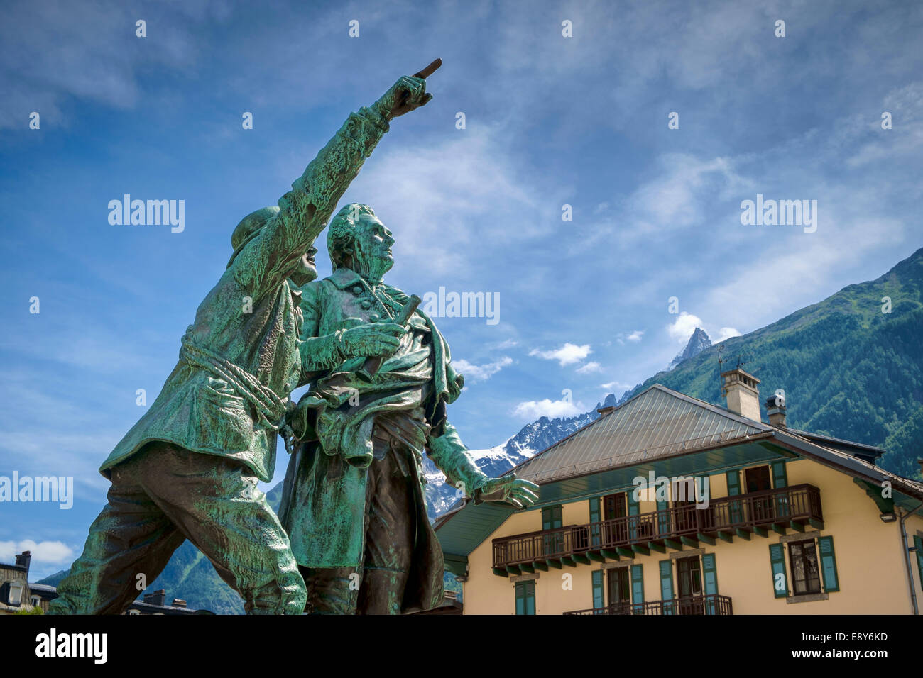Statue balmat saussure in chamonix hi-res stock photography and images ...
