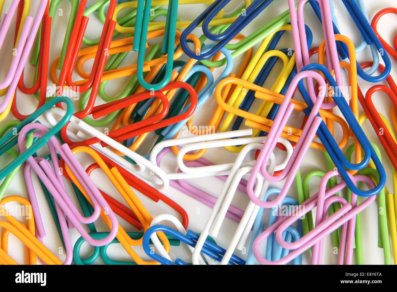 Multicolored paper clips Stock Photo - Alamy