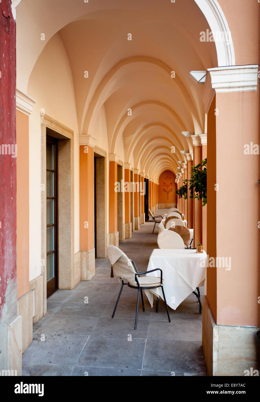 Arched poles hi-res stock photography and images - Alamy