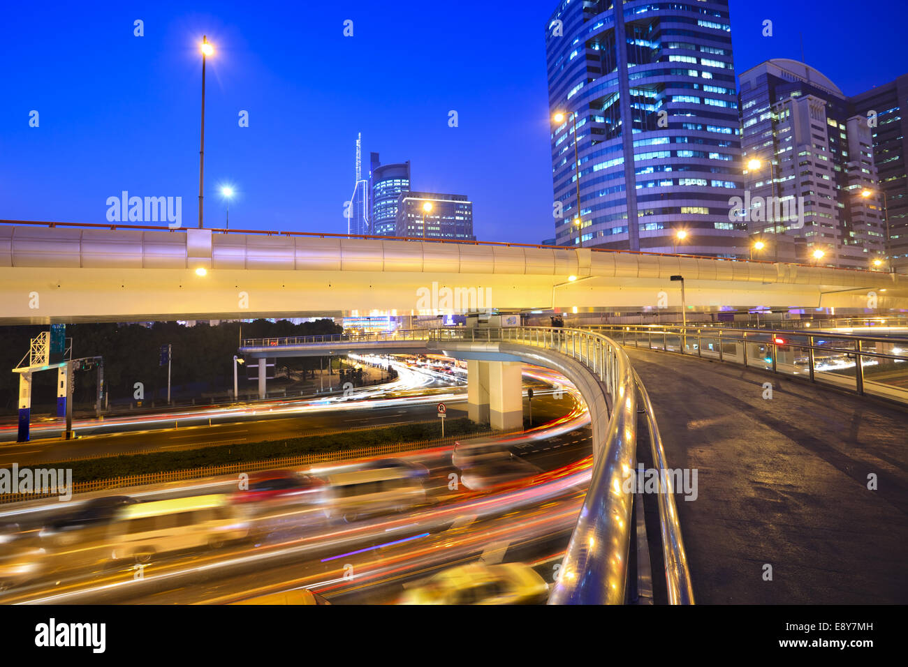Megacity highway hi-res stock photography and images - Alamy