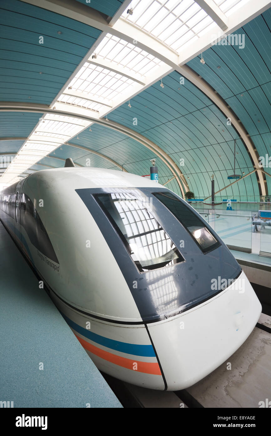 Magnetic monorail hi-res stock photography and images - Alamy