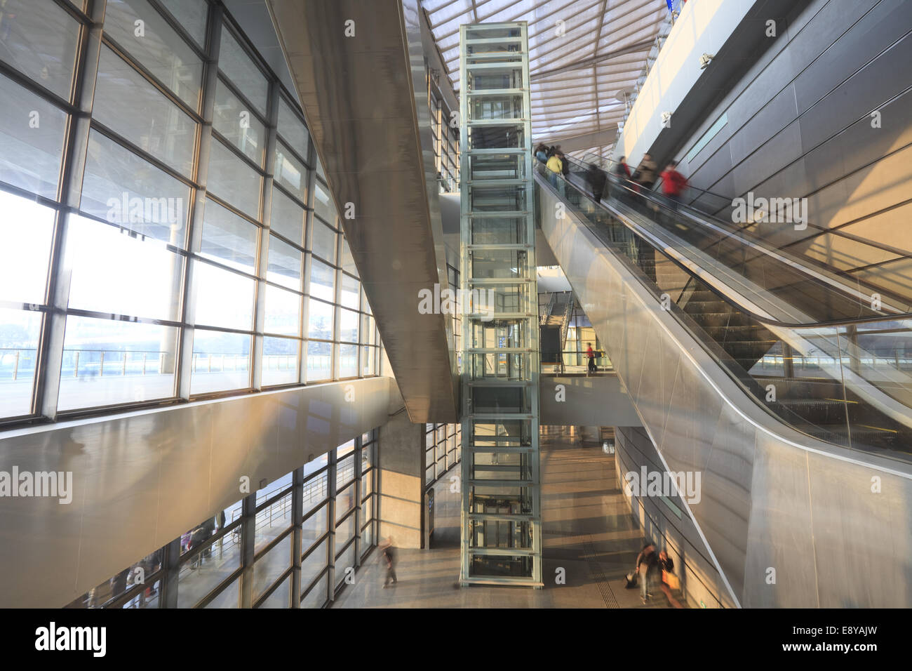 People gangway steel construction design hi-res stock photography and ...