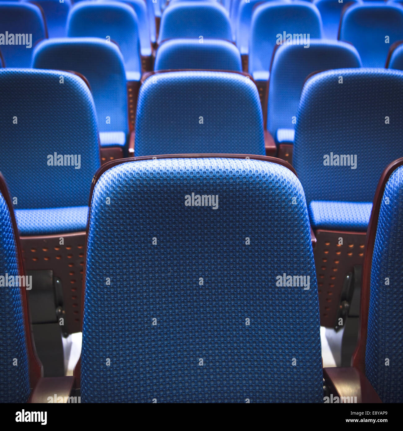 Empty fans hi-res stock photography and images - Alamy