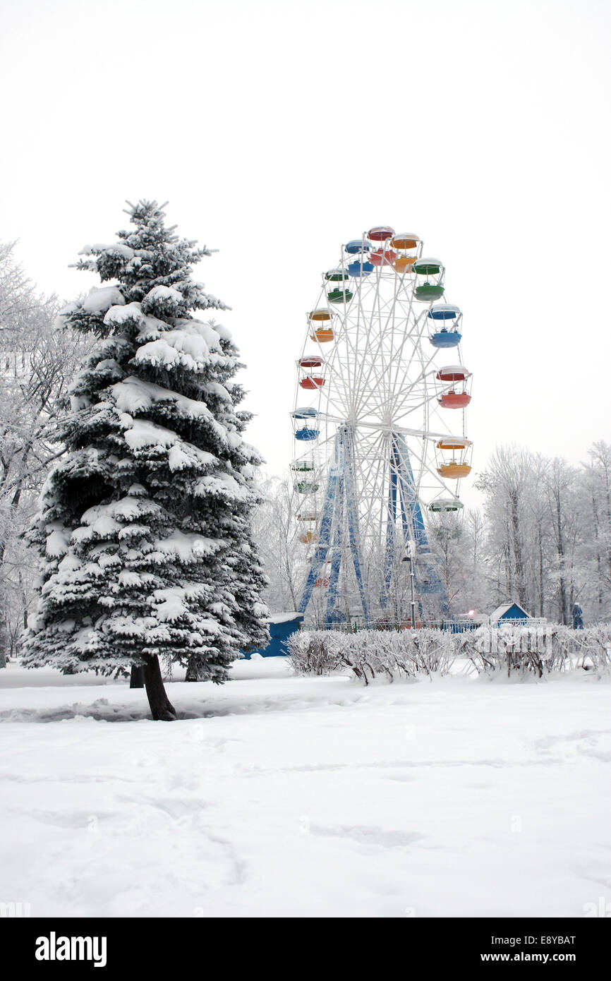 Show motion ferris wheel carnival hi-res stock photography and images ...