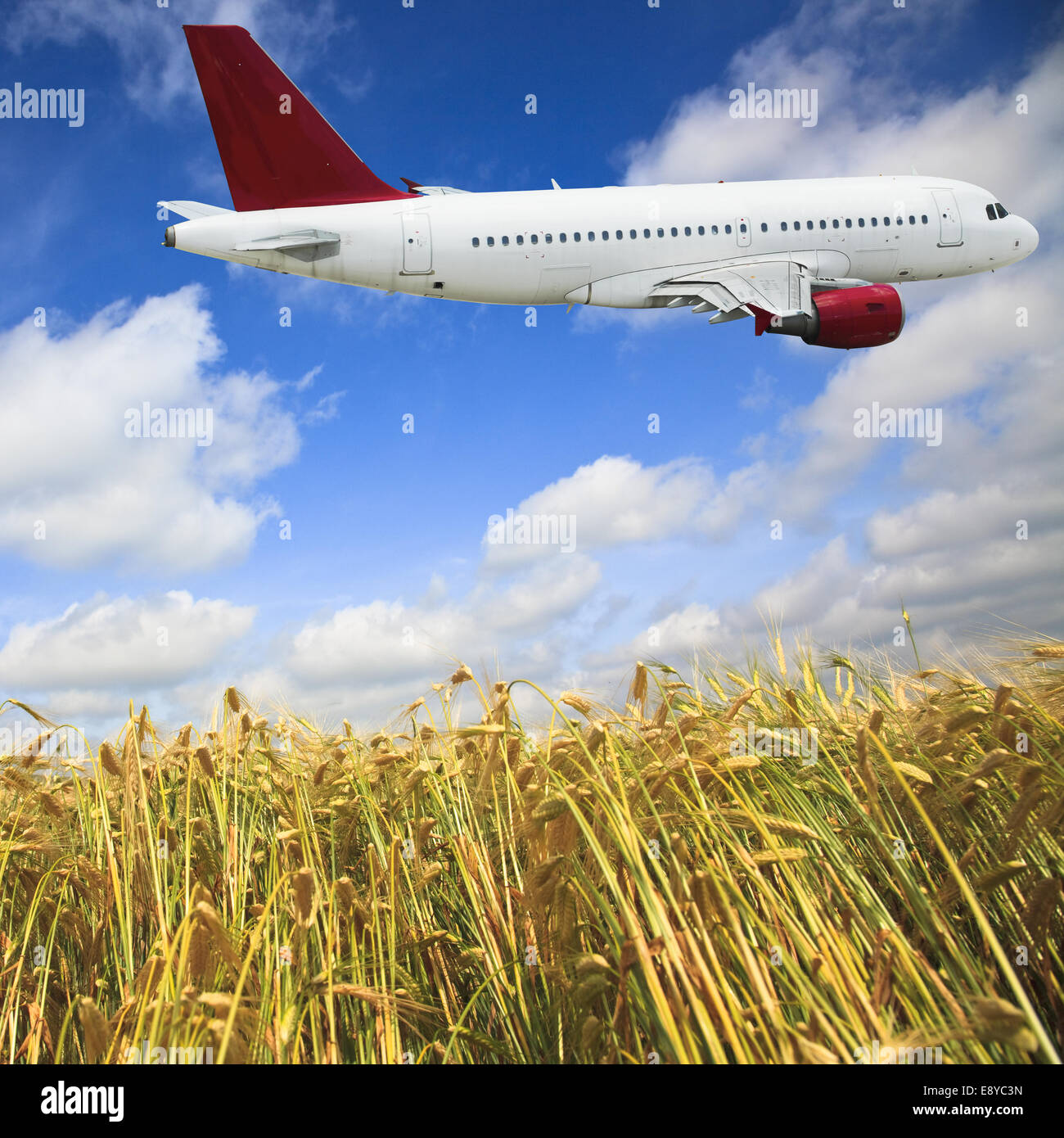 Agriculture airplane hi-res stock photography and images - Alamy