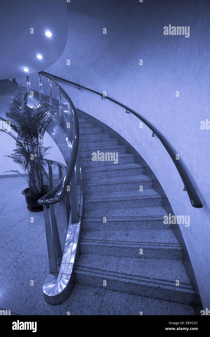 Circle of stairs hi-res stock photography and images - Alamy