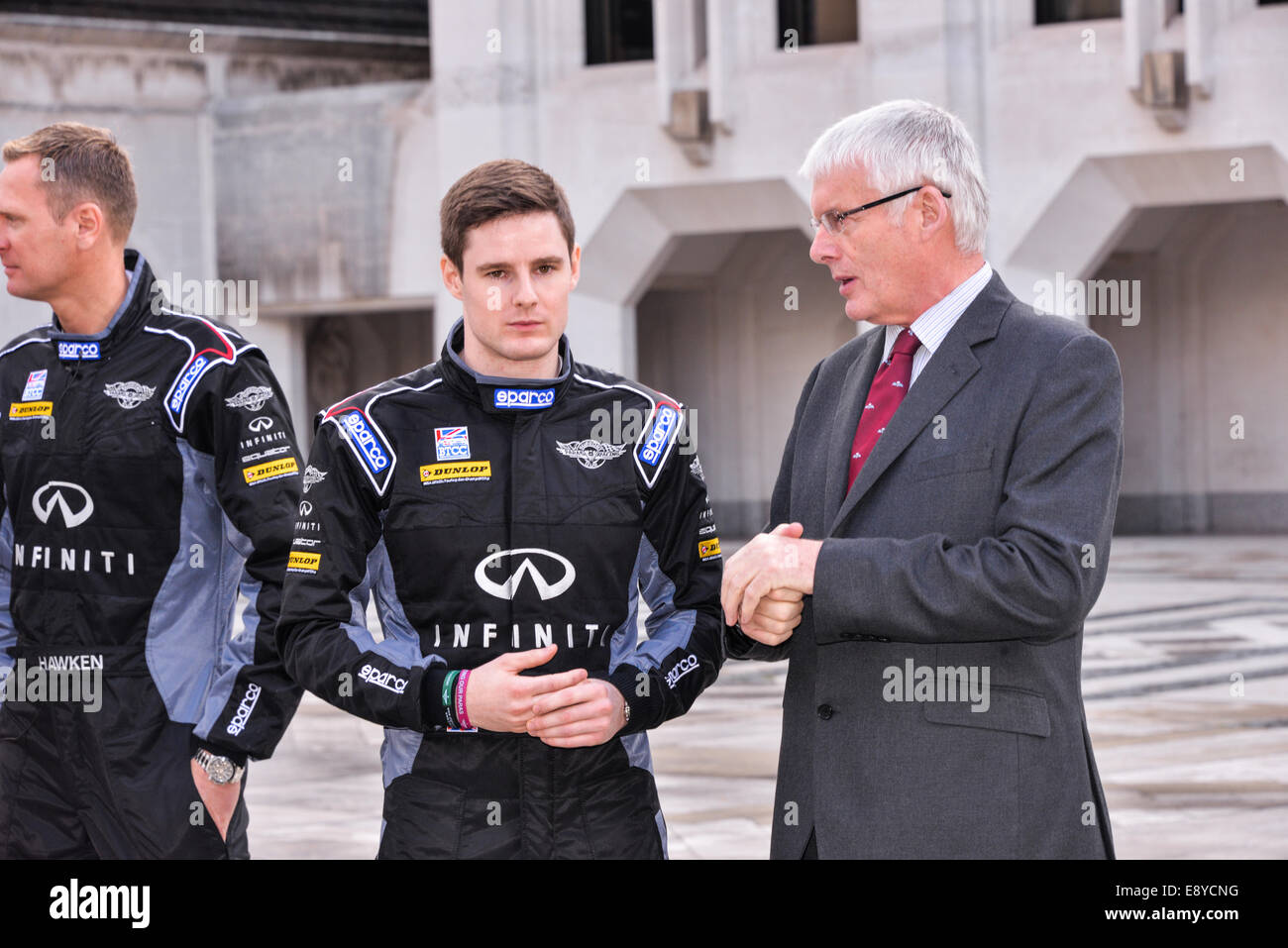 London,UK. 16th October, 2014. Infiniti Support the Paras Racing team ...