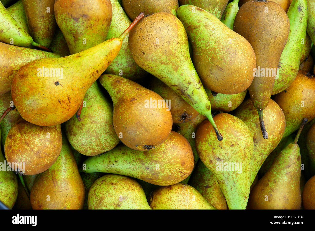Juicy, sweet pears Stock Photo - Alamy