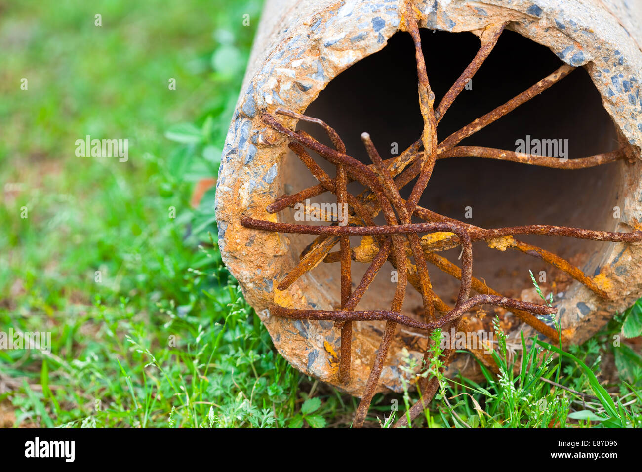 Steel reinforcing bar rust hi-res stock photography and images - Alamy