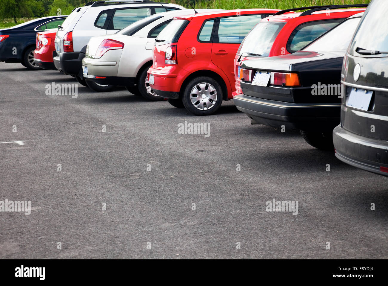 Car waiting to park hi-res stock photography and images - Alamy
