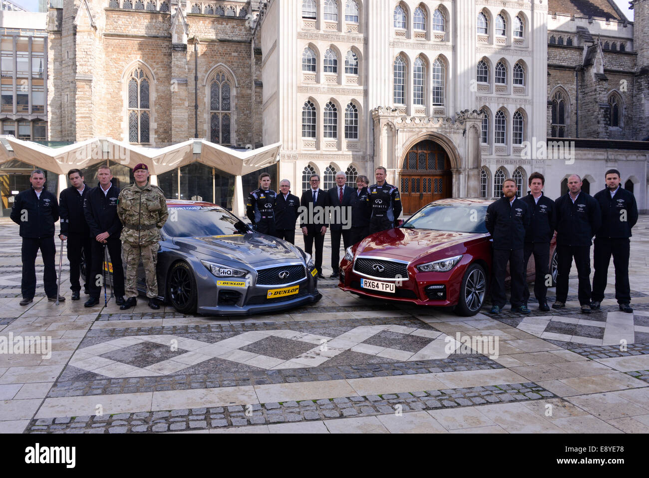 London,UK. 16th October, 2014. Infiniti Support the Paras Racing team ...
