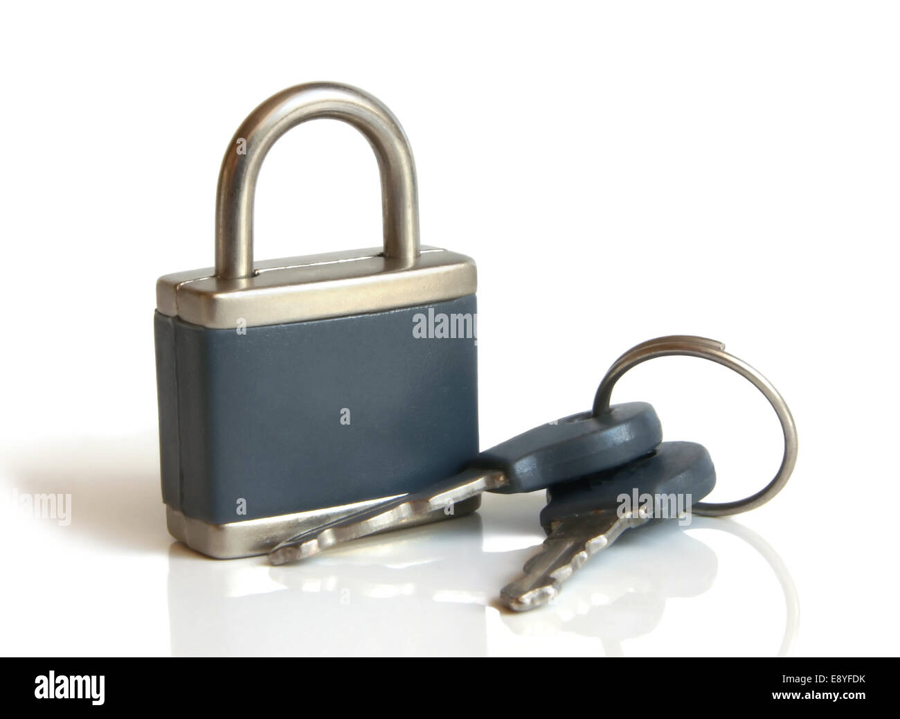 Keys and lock hi-res stock photography and images - Alamy