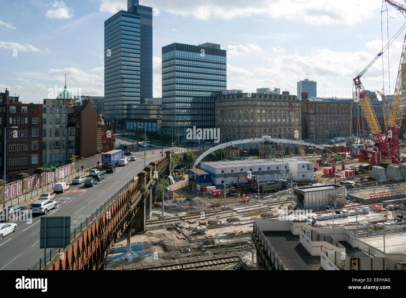 Victoria station architecture hi-res stock photography and images - Alamy