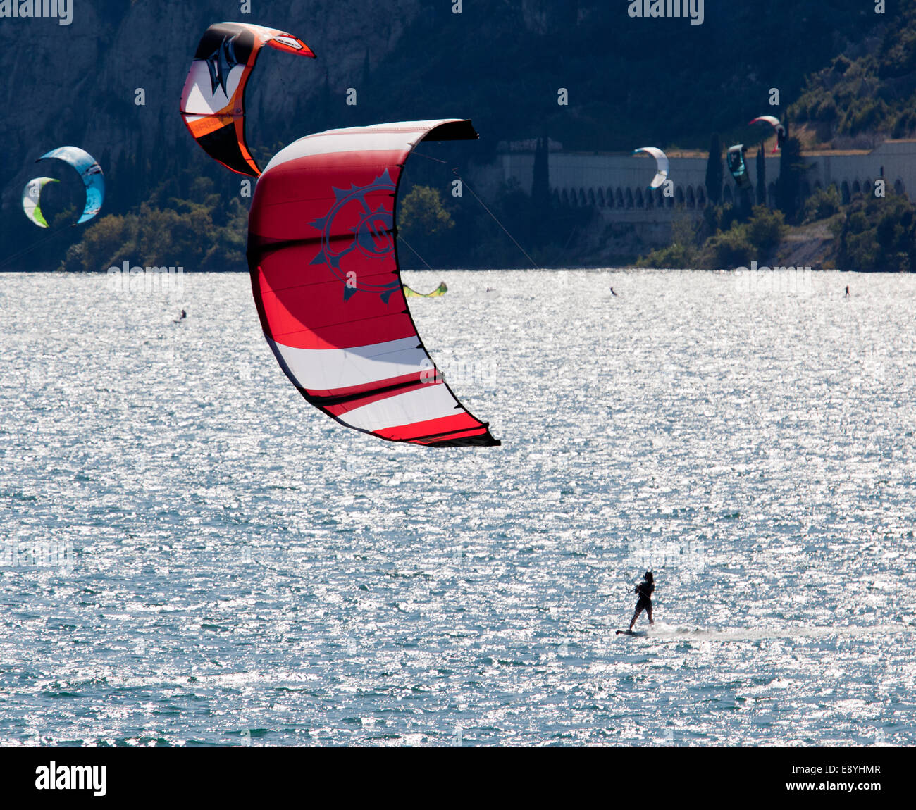 Parasurfing on Lake Garda Stock Photo - Alamy