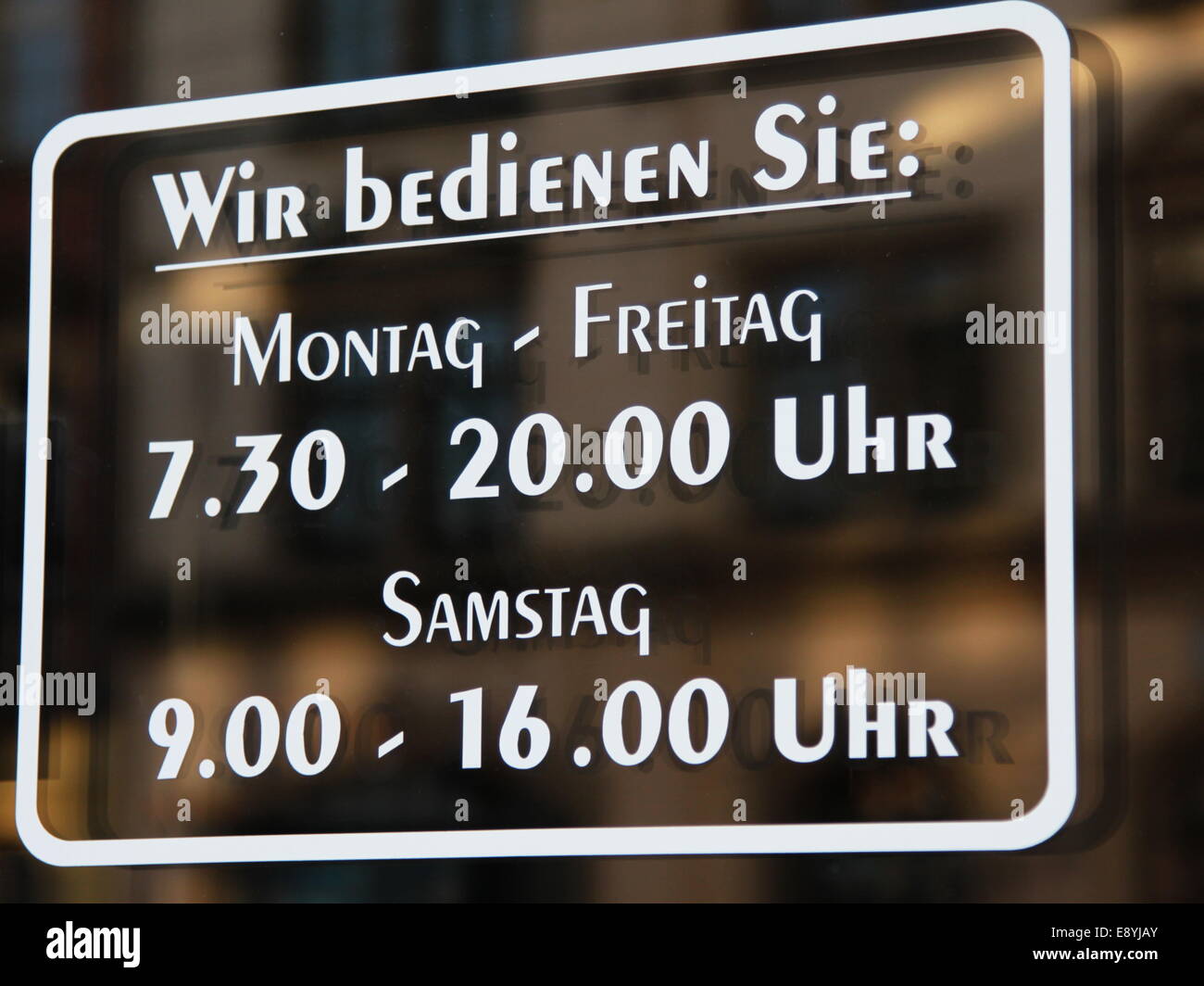 Marking the hours hi-res stock photography and images - Alamy