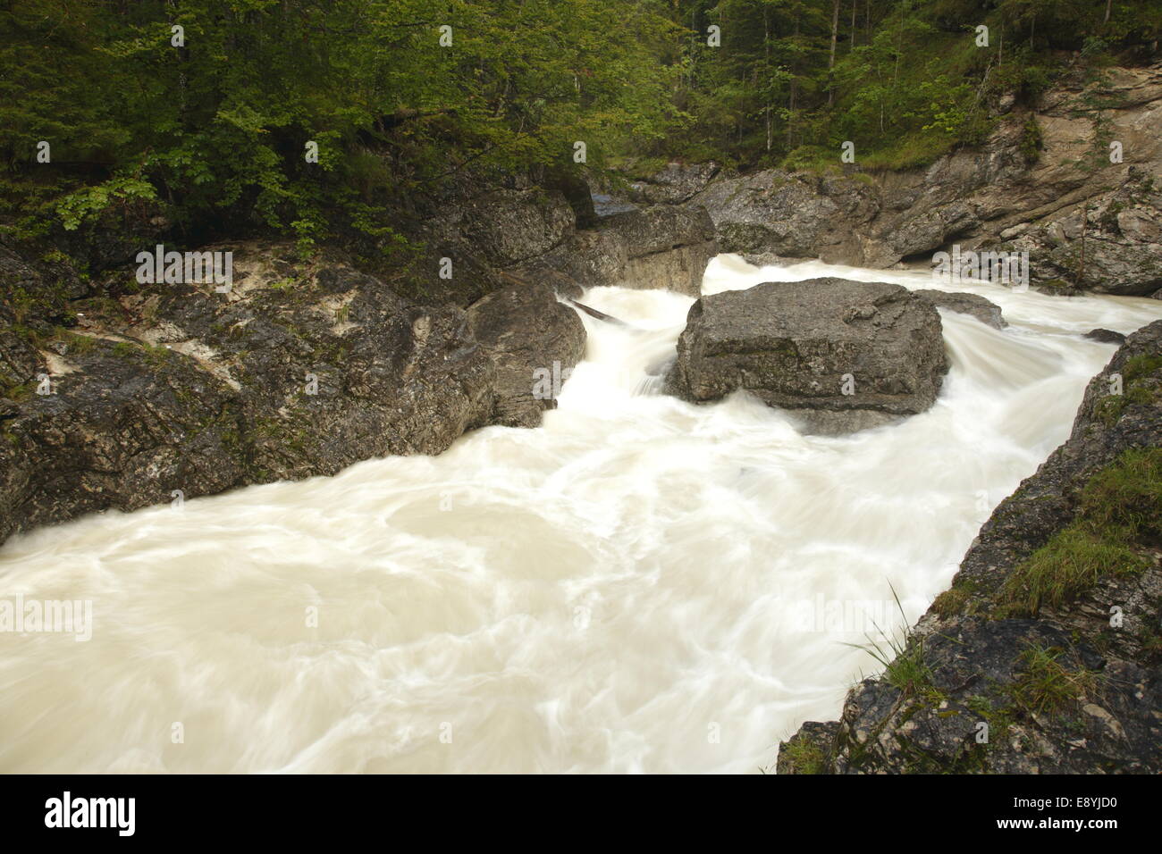 Halt flow hi-res stock photography and images - Alamy