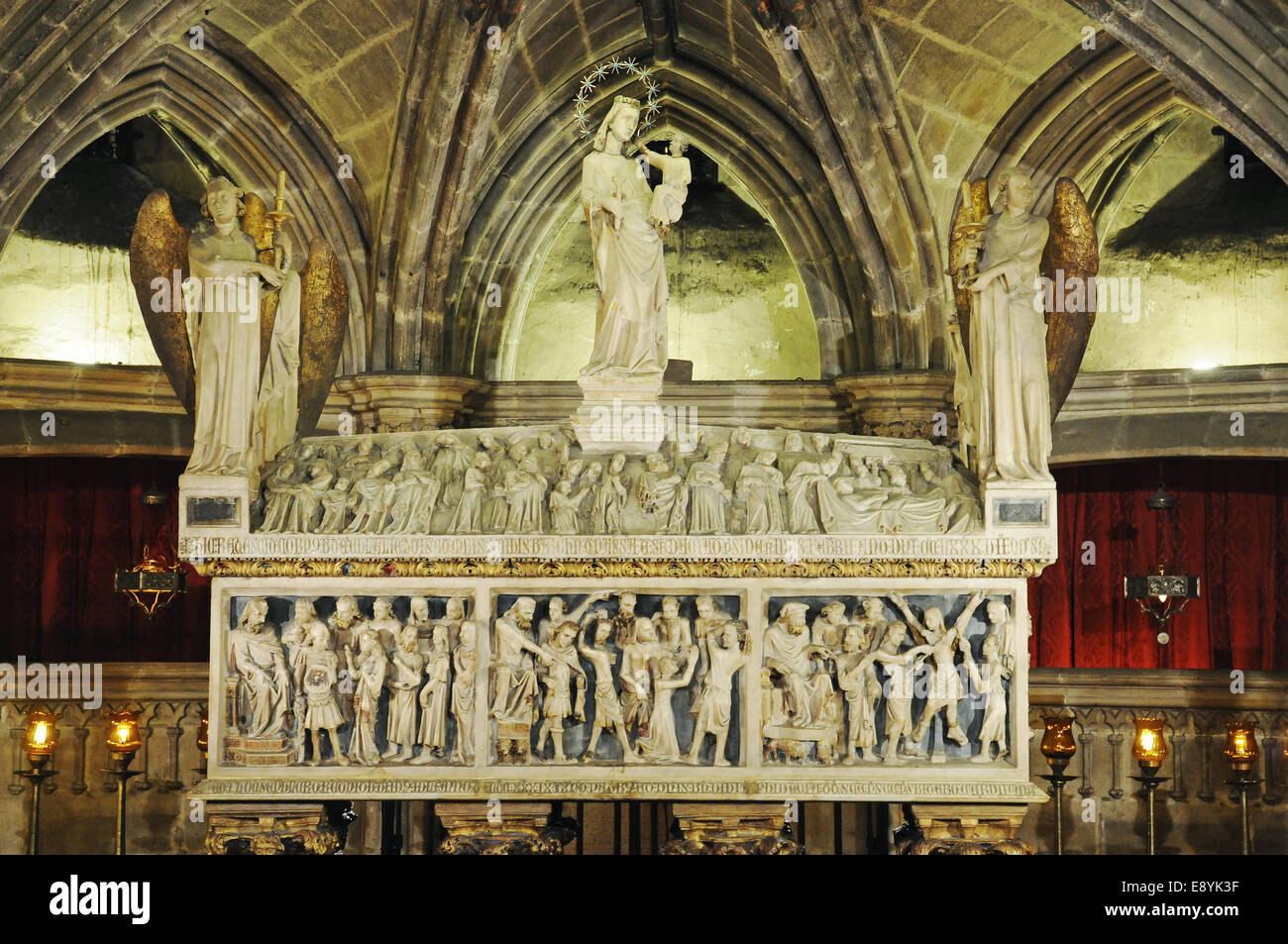 La catedral crypt hi-res stock photography and images - Alamy