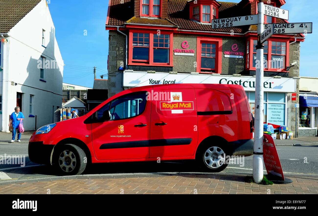Post office van hi-res stock photography and images - Alamy