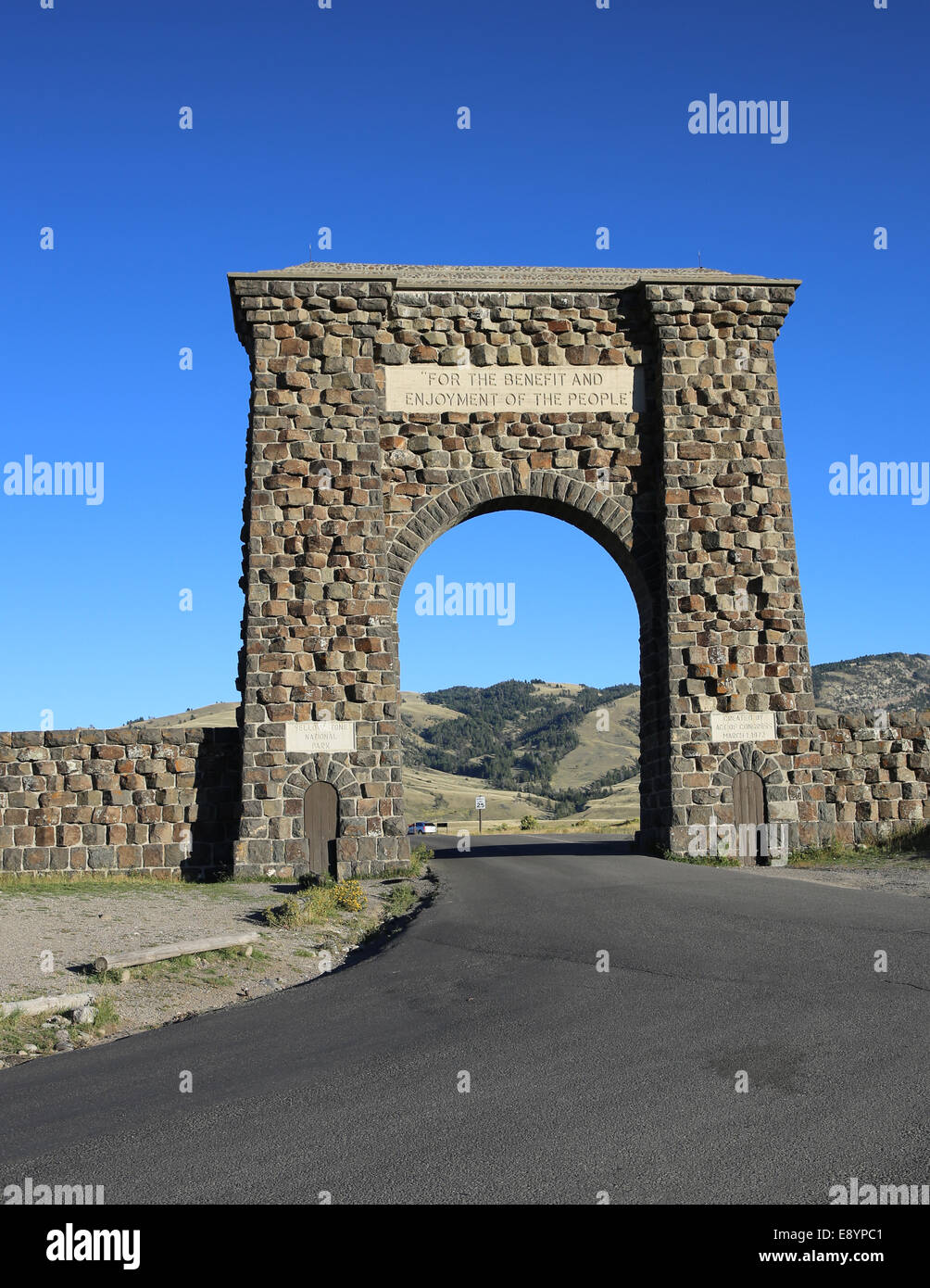 The Roosevelt Arch in Gardiner, Montana, USA , the original entrance to ...