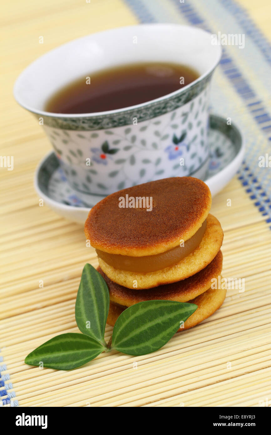 Japanese cookies hi-res stock photography and images - Alamy
