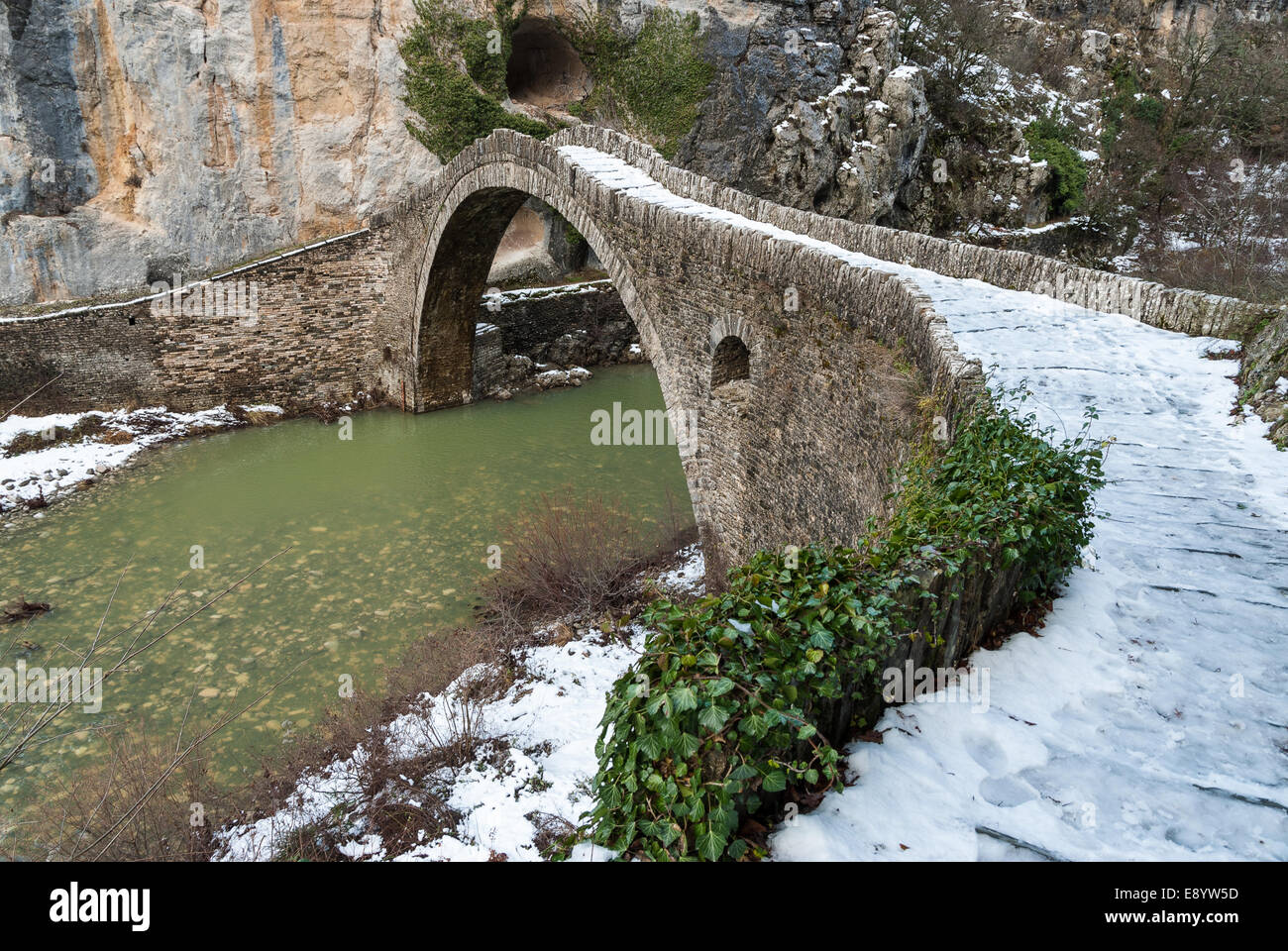 Traditional stone bridge in Epirus, Greece Stock Photo - Alamy