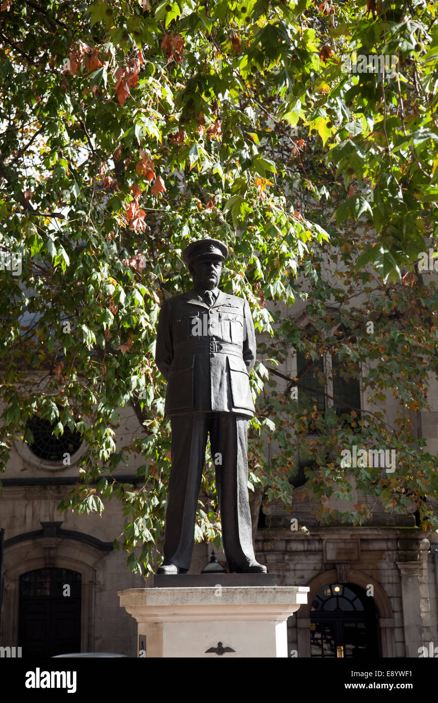 Sir Arthur Harris 'Bomber' Statue on the Strand in London UK Stock ...