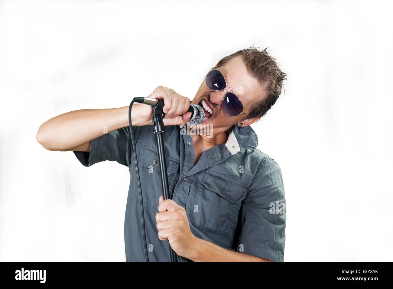 Singer microphone silhouette hi-res stock photography and images - Alamy
