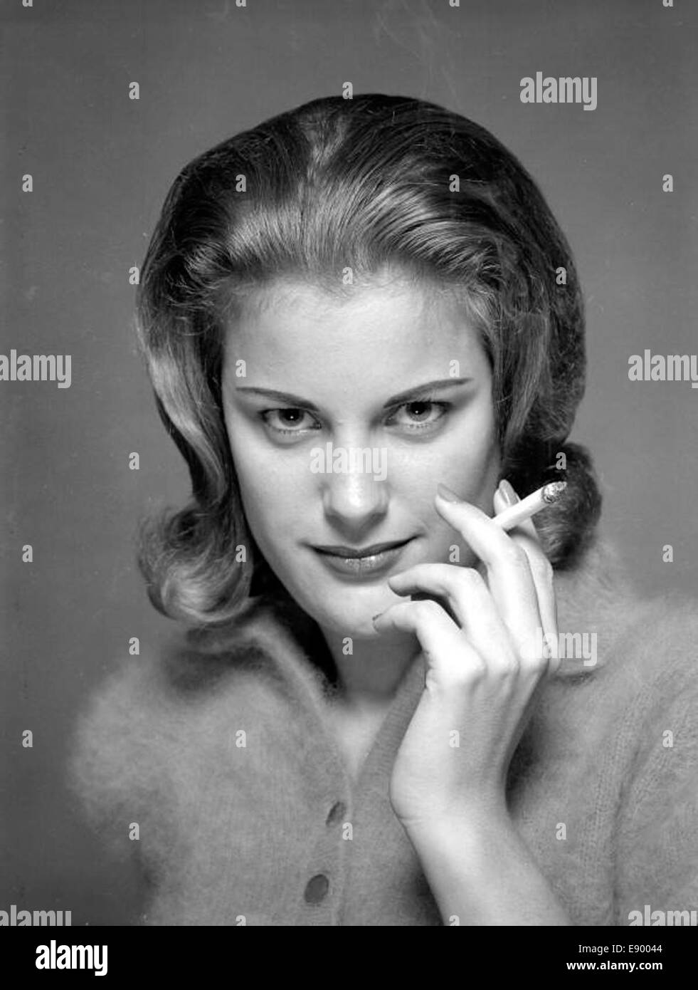 Mary ellen hi-res stock photography and images - Alamy