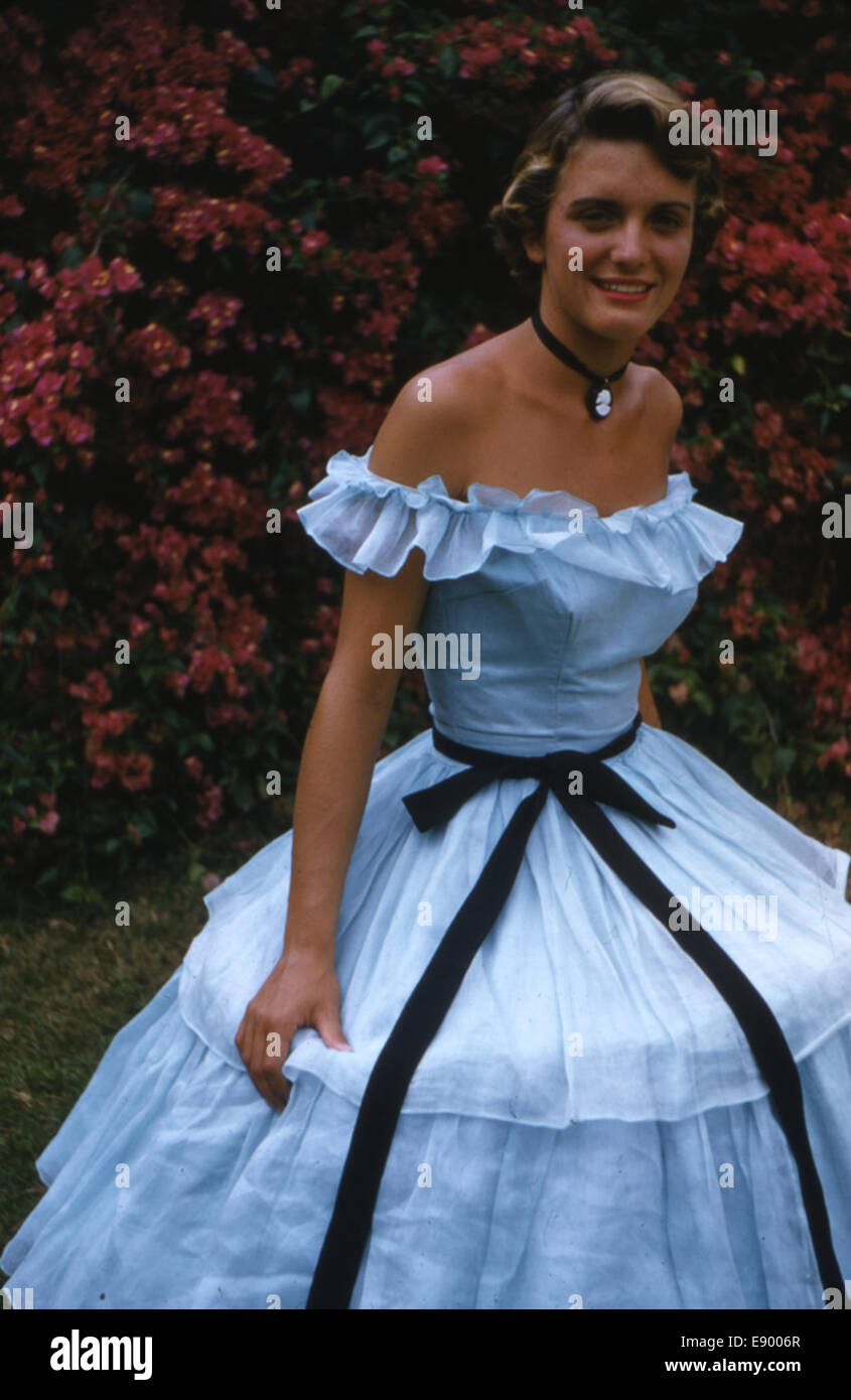 Southern belles hi-res stock photography and images - Alamy