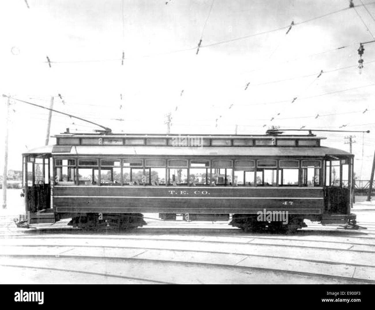 This historical photograph shows a streetcar of the Tampa Electric ...