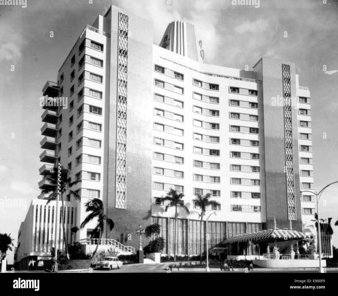 Eden Roc Miami Beach High Resolution Stock Photography and Images - Alamy