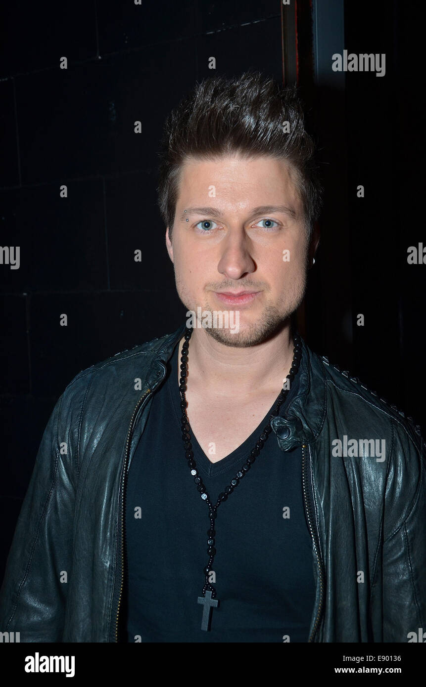 German singers hi-res stock photography and images - Alamy